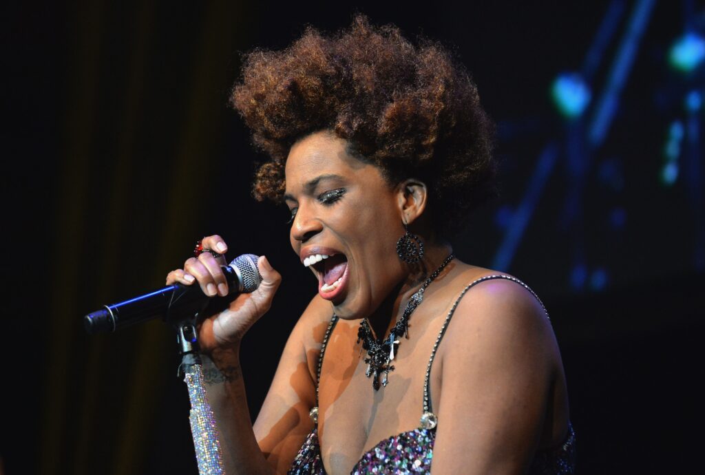 Macy Gray - Motivate Talent